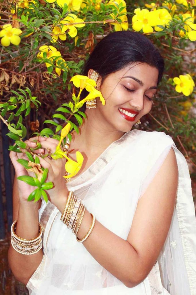 Actress ‘Thananya’ – Photo Gallery - Suryan FM