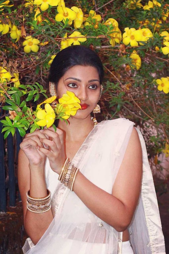 Actress ‘Thananya’ – Photo Gallery - Suryan FM