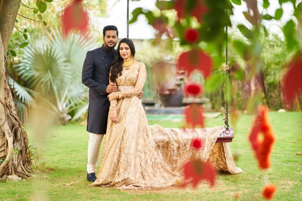 Kollywood Costume Designer ‘Joy Crizildaa’ Betrothal & Wedding Pics ...