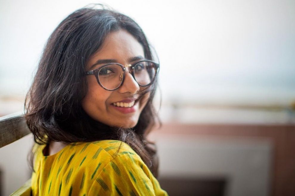 Singer Shakthisree Gopalan – Photo Gallery - Suryan FM