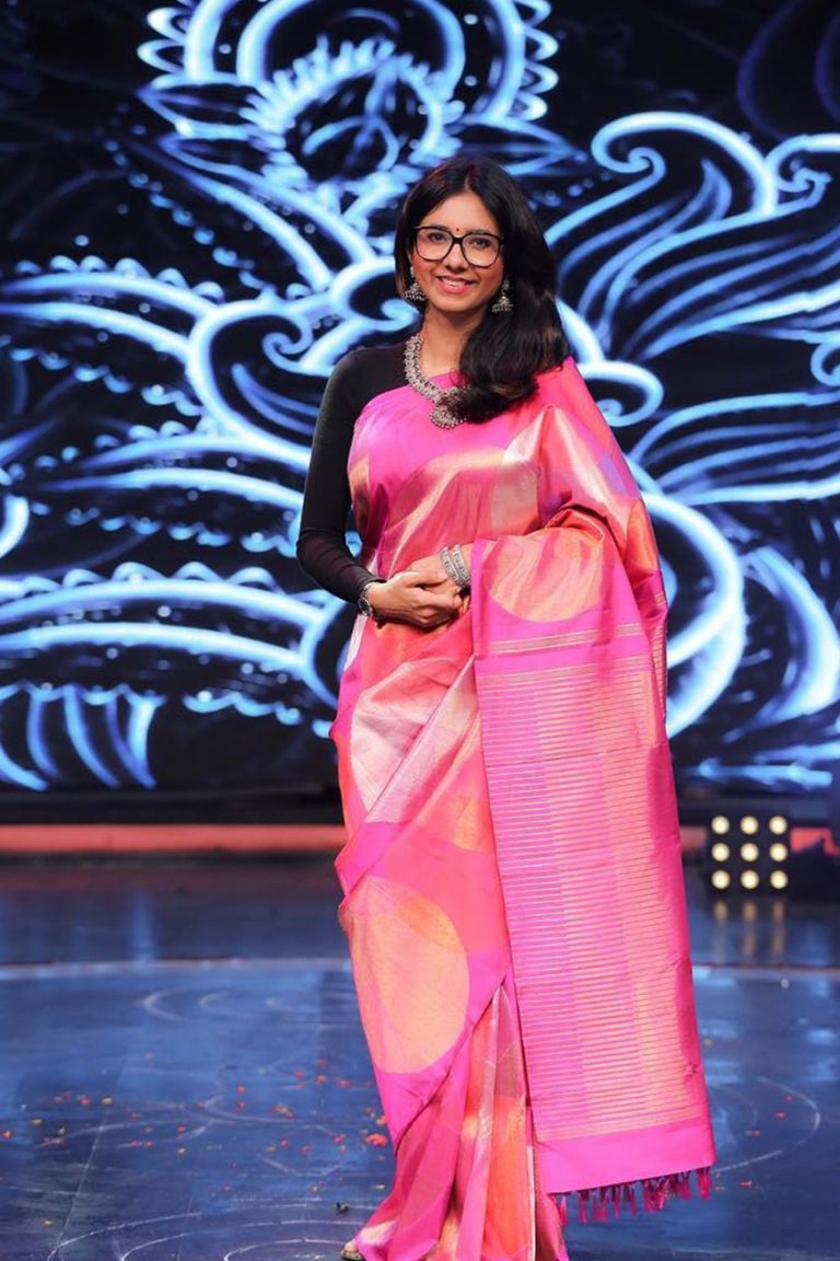 Singer Shakthisree Gopalan – Photo Gallery - Suryan FM