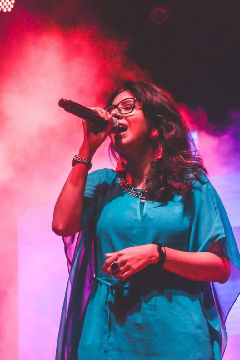 Singer Shakthisree Gopalan – Photo Gallery - Suryan FM