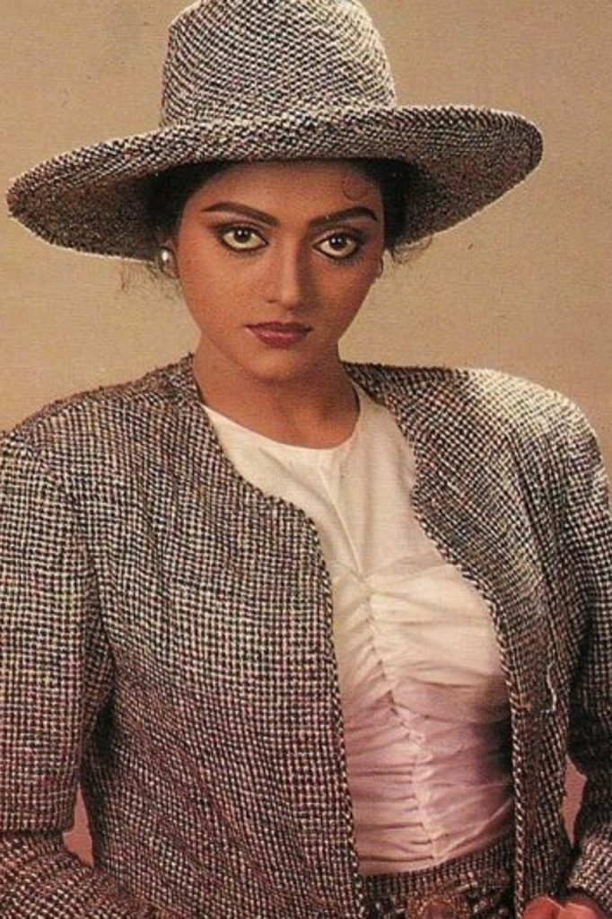 Actress Banupriya- Photo Gallery - Suryan FM