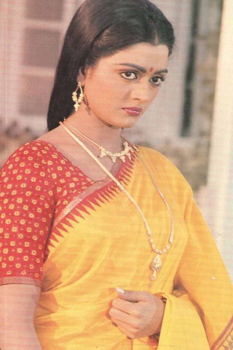Actress Banupriya- Photo Gallery - Suryan FM