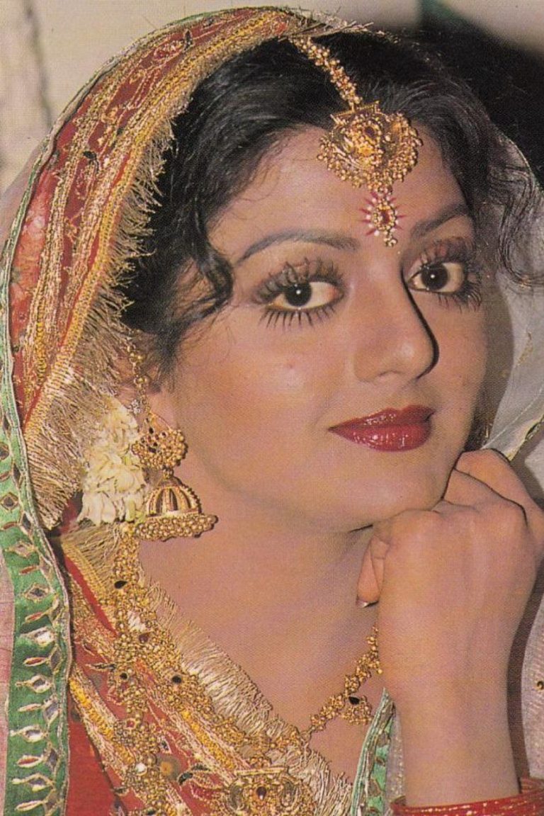 Actress Banupriya- Photo Gallery - Suryan FM
