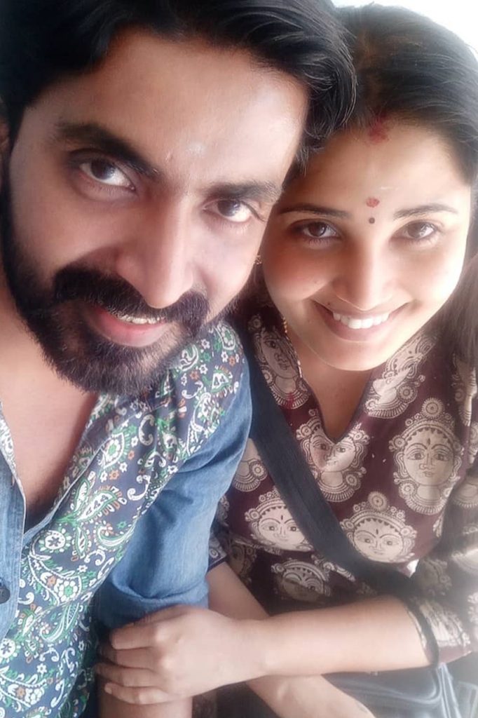 Prajin and Sandra Amy – Family stills - Suryan FM