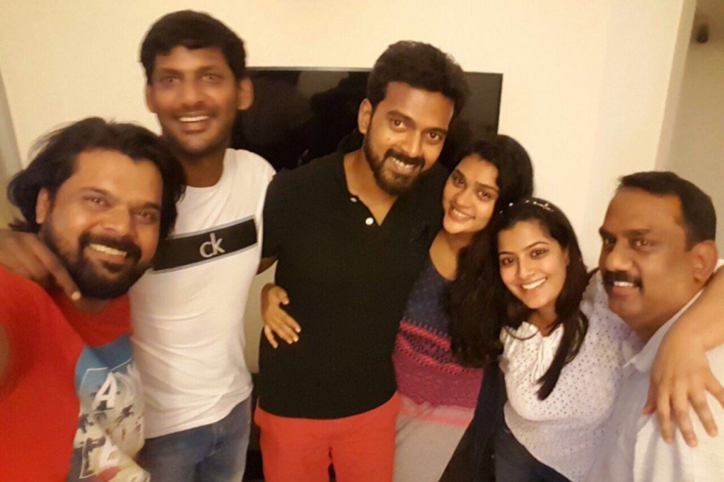 Actor Vikranth – Family Stills - Suryan FM