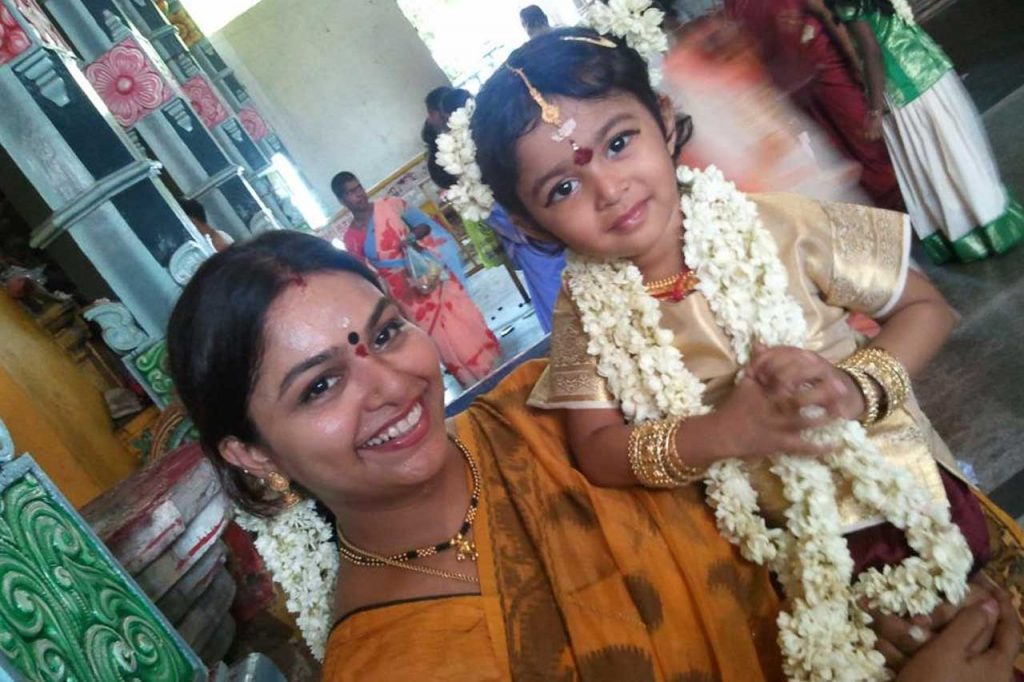 Bose Venkat & Sonia – Family Stills - Suryan FM