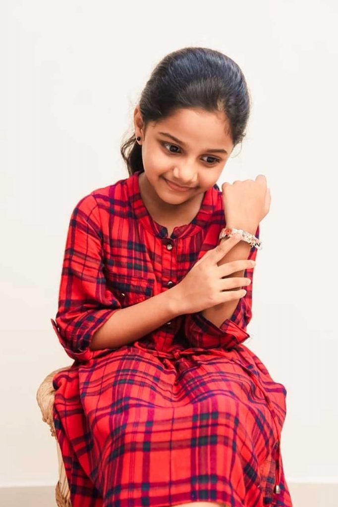 Child Actress Manasvi – Photo Gallery - Suryan FM