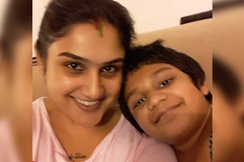 Vanitha Vijayakumar – Photo Gallery - Suryan FM