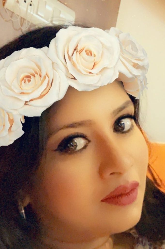 Actress Sangavi – Family stills - Suryan FM