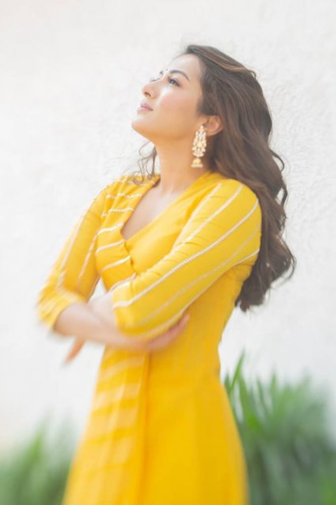 Catherine Tresa Alexander – Photo Gallery - Suryan FM