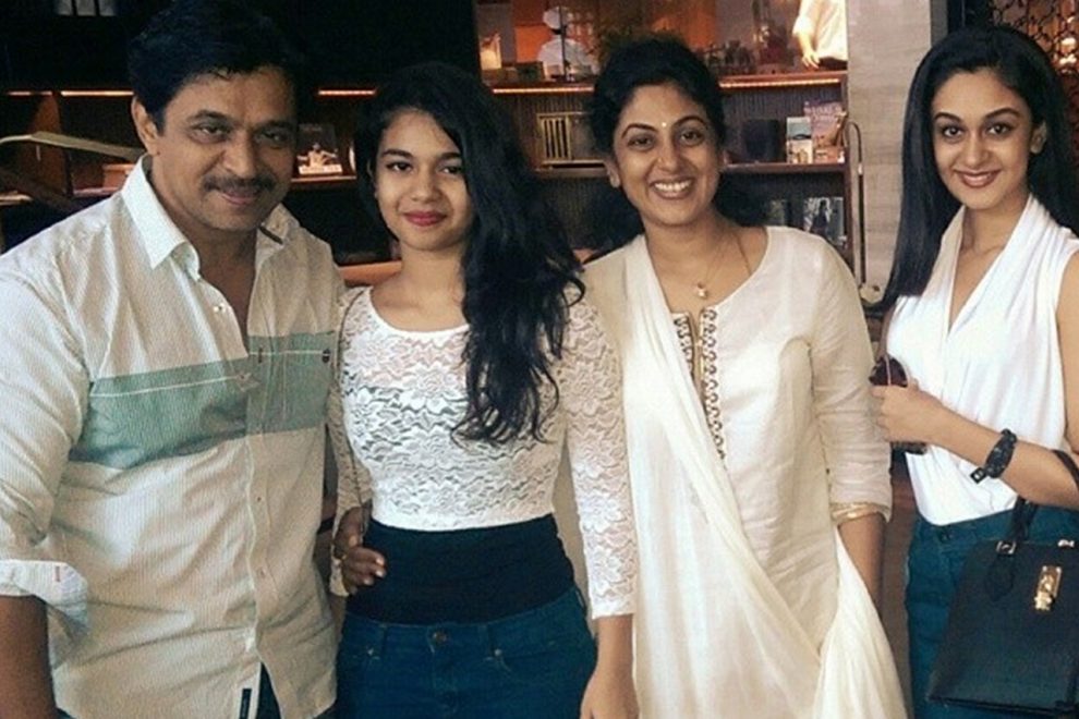 Action King Arjun- Family Photos - Suryan FM