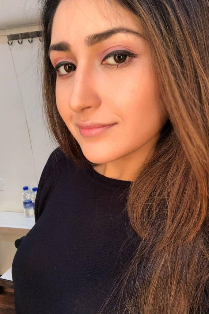 Sayyeshaa – Photo Gallery - Suryan FM