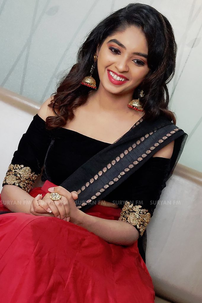 Akila Narayanan – Exclusive stills - Suryan FM