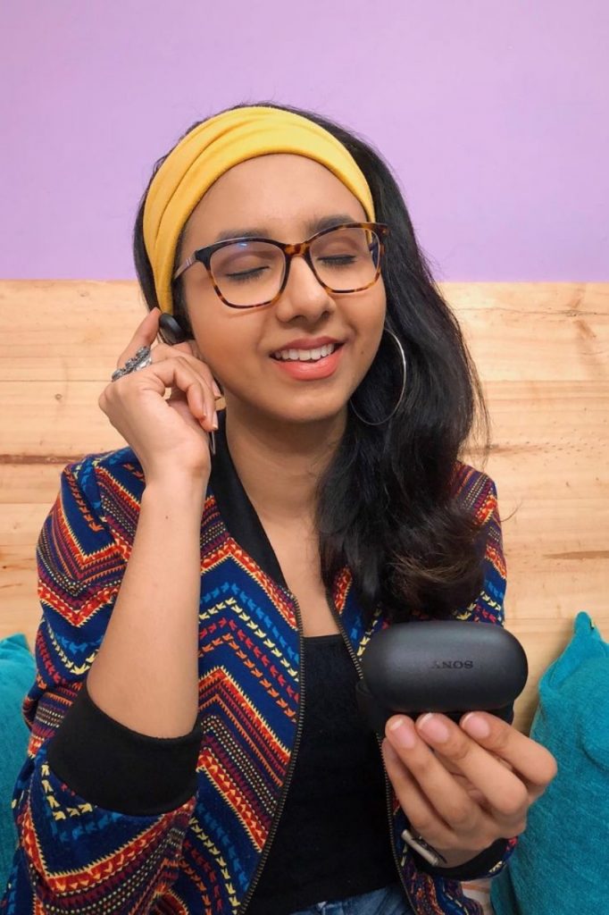 Singer Shakthisree Gopalan – Photo Gallery - Suryan FM