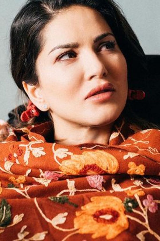 Sunny Leone – Photo Gallery - Suryan FM