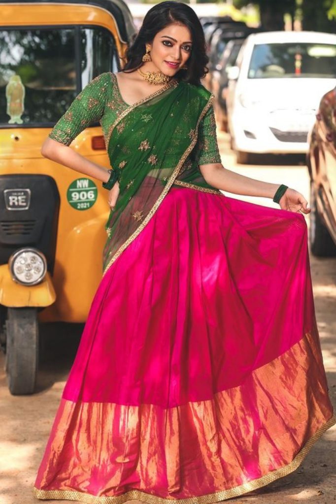 Actress Janani – Photo Gallery - Suryan FM