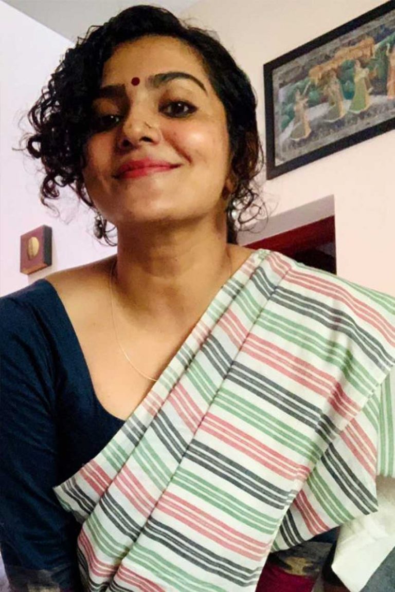Parvathy Thiruvothu – Photo Gallery - Suryan FM