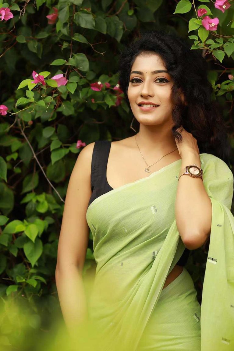 Taanakkaran fame actress ‘Anjali Nair’ – Photo Gallery - Suryan FM