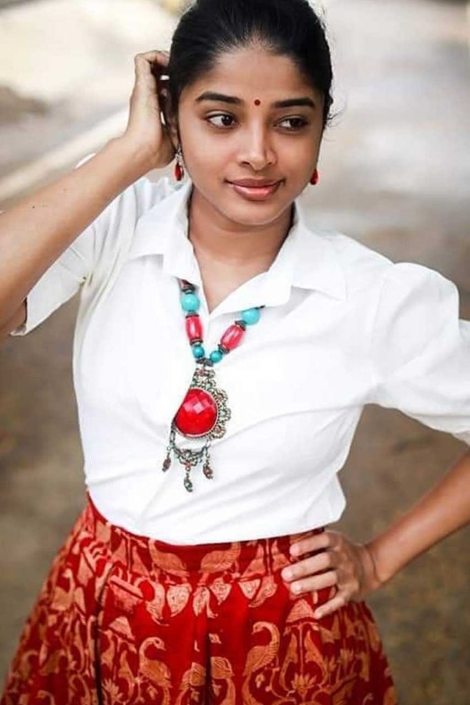 Sheela Rajkumar – Photo Gallery - Suryan FM