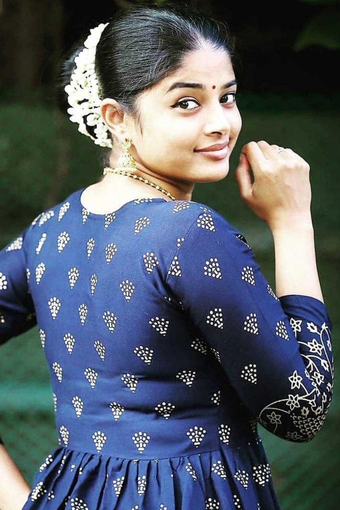 Sheela Rajkumar – Photo Gallery - Suryan FM