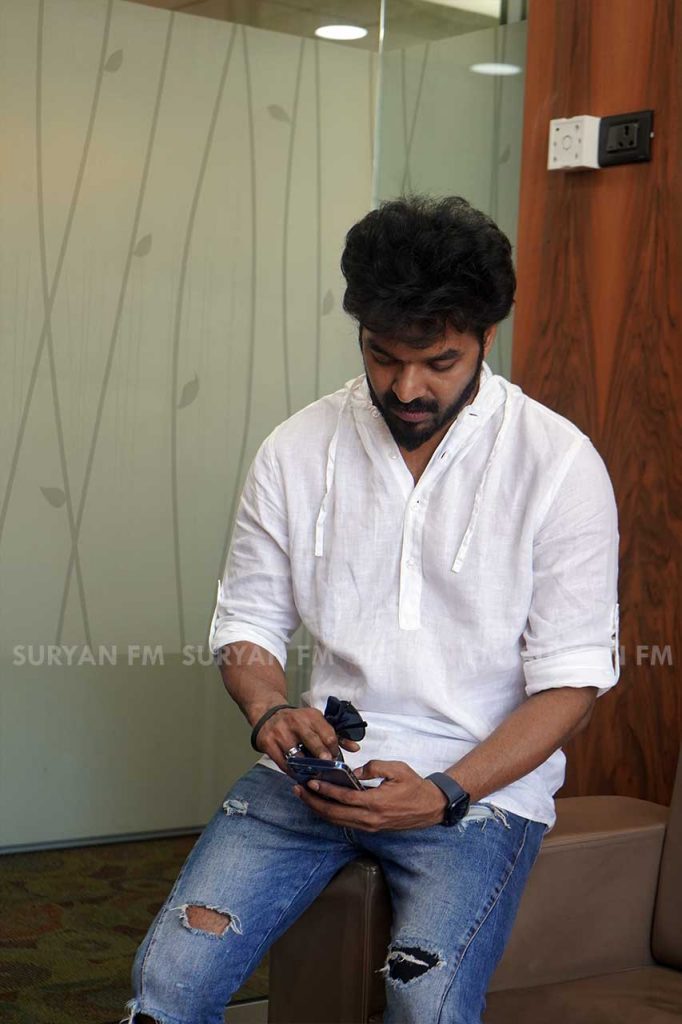 ‘Yenni Thuniga’ – Actor Jai & Director Vetri Selvan – Exclusive Stills ...