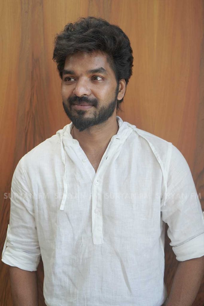 ‘Yenni Thuniga’ – Actor Jai & Director Vetri Selvan – Exclusive Stills ...