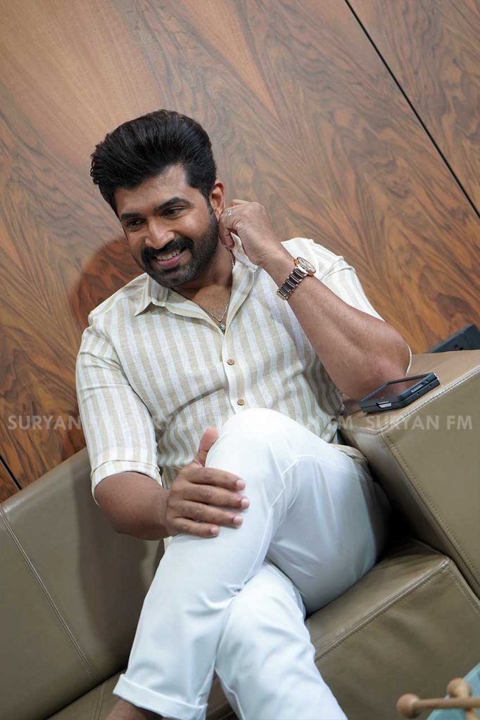 ‘Tamil Rockerz’ Web Series Team – Exclusive Stills - Suryan FM