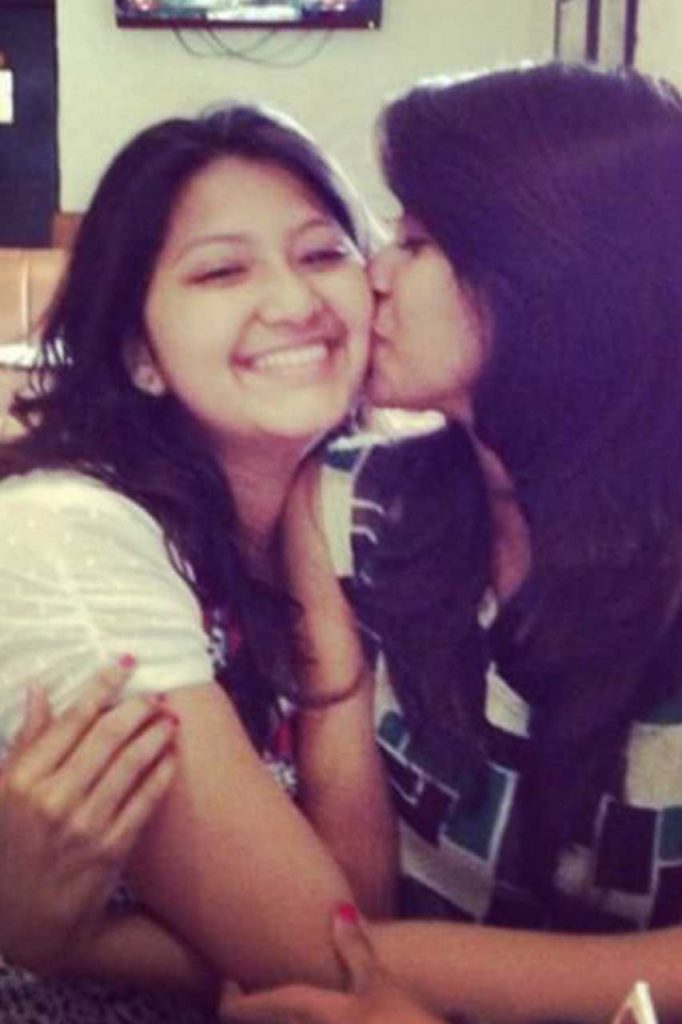 Natchathiram Nagargirathu Actress ‘Vinsu Rachel Sam’ – Photo Gallery ...