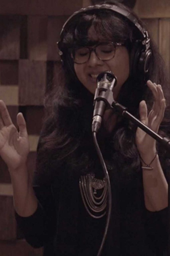 Singer Shakthisree Gopalan – Photo Gallery - Suryan FM