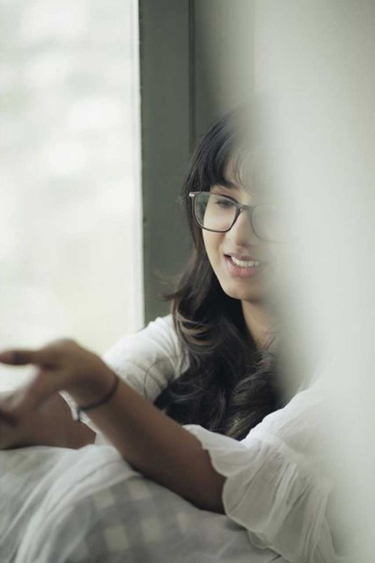 Singer Shakthisree Gopalan – Photo Gallery - Suryan FM