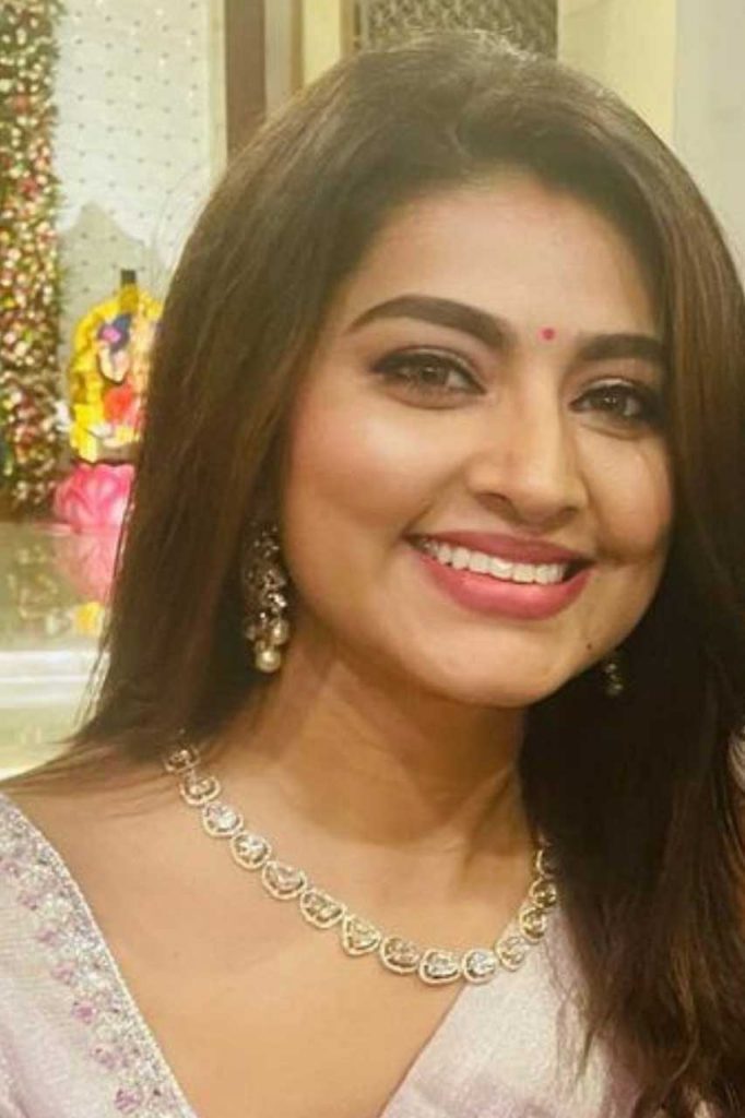 Actress Sneha – Photo Gallery - Suryan FM