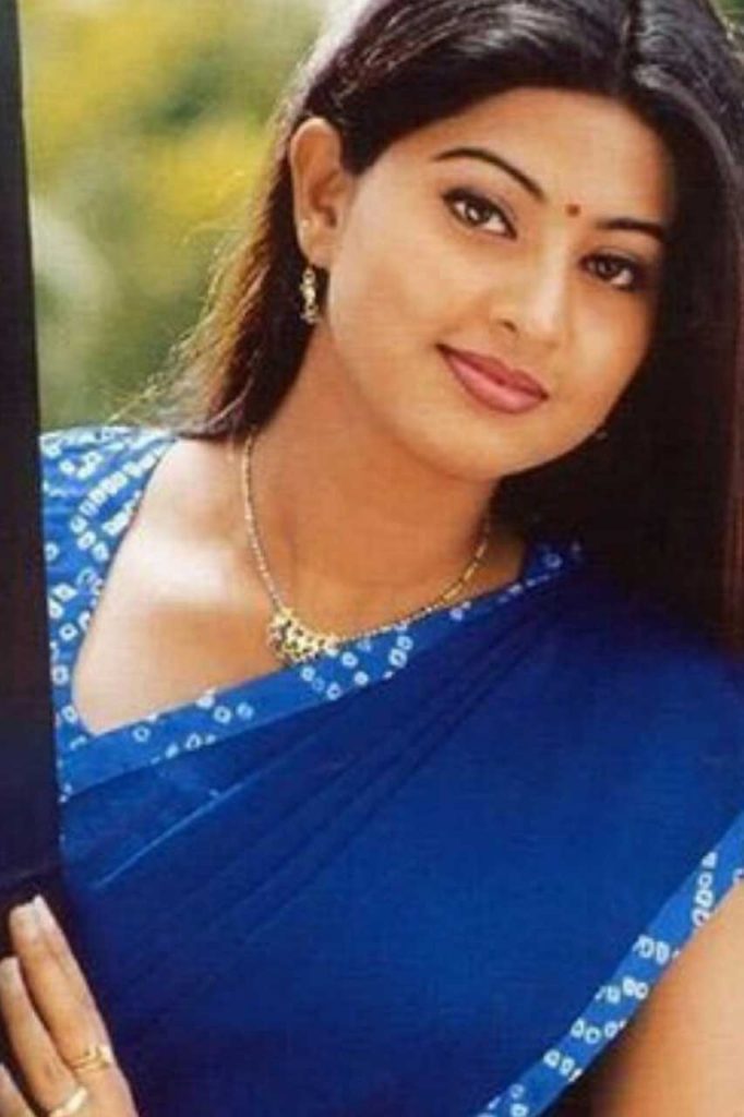 Actress Sneha – Photo Gallery - Suryan FM