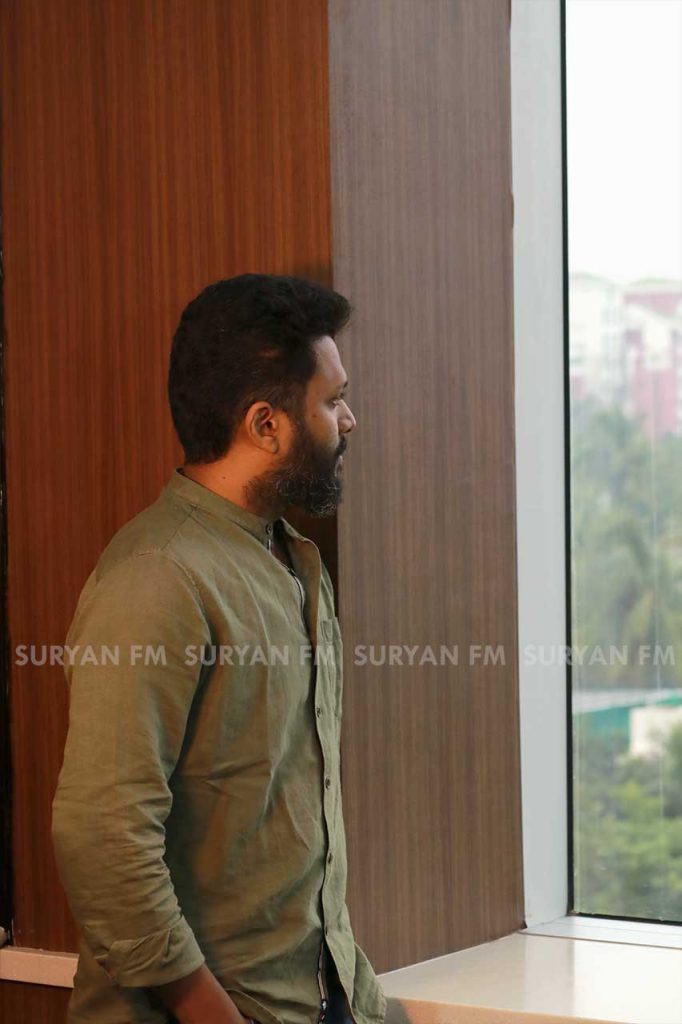 ‘Kaari’ movie director ‘Hemanth kumar’ – Exclusive Stills - Suryan FM