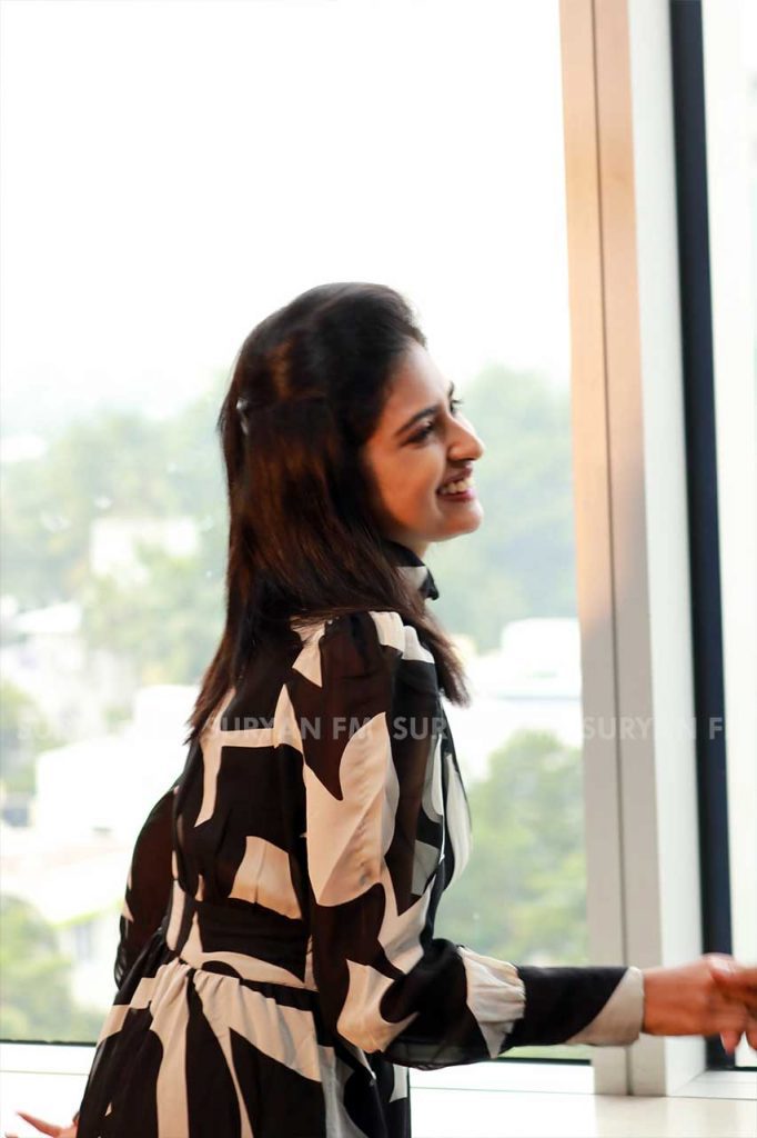 Parvathy Arun – Exclusive Stills - Suryan FM