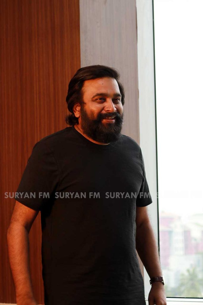 Actor Sasikumar – Exclusive Stills - Suryan FM