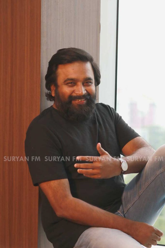 Actor Sasikumar – Exclusive Stills - Suryan FM