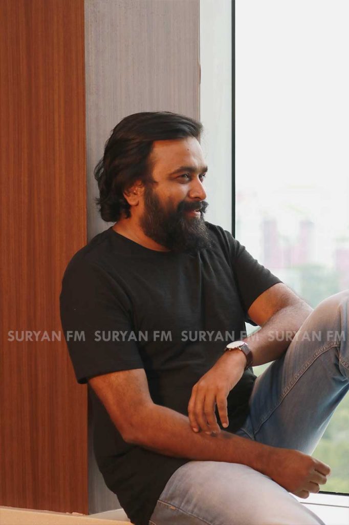 Actor Sasikumar – Exclusive Stills - Suryan FM
