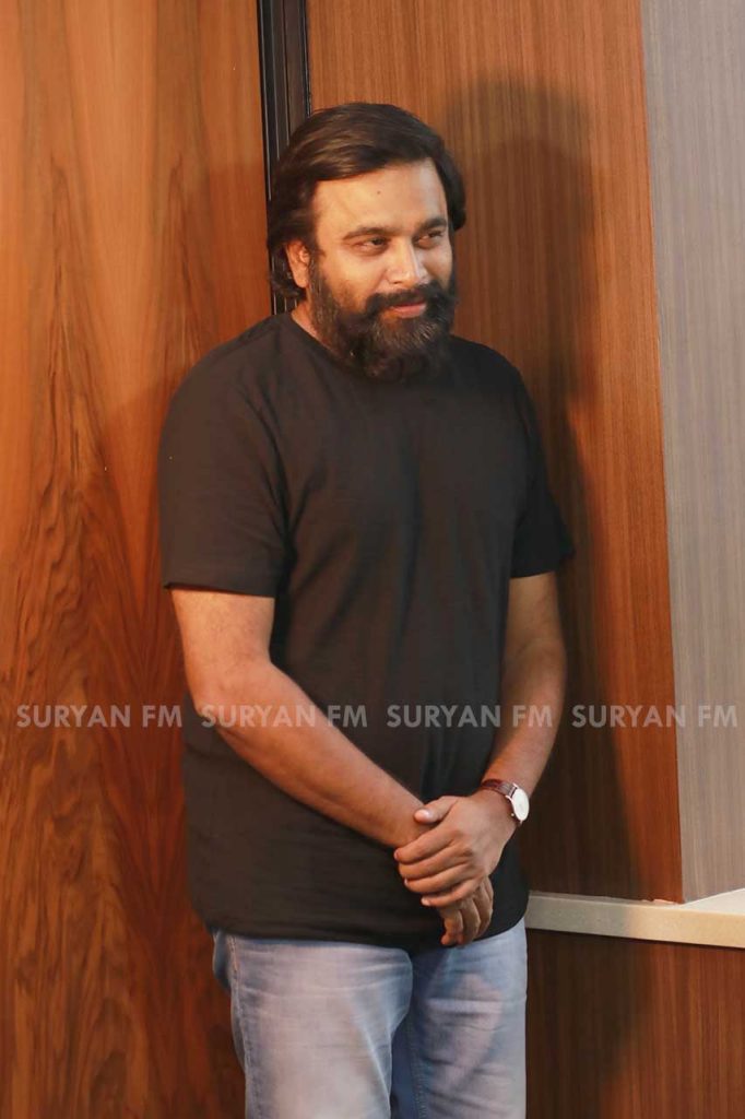 Actor Sasikumar – Exclusive Stills - Suryan FM