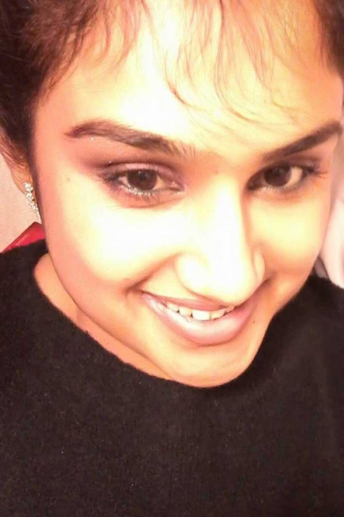 Vanitha Vijayakumar – Photo Gallery - Suryan FM