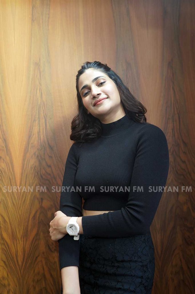 Losliya Mariyanesan – Exclusive Stills - Suryan FM