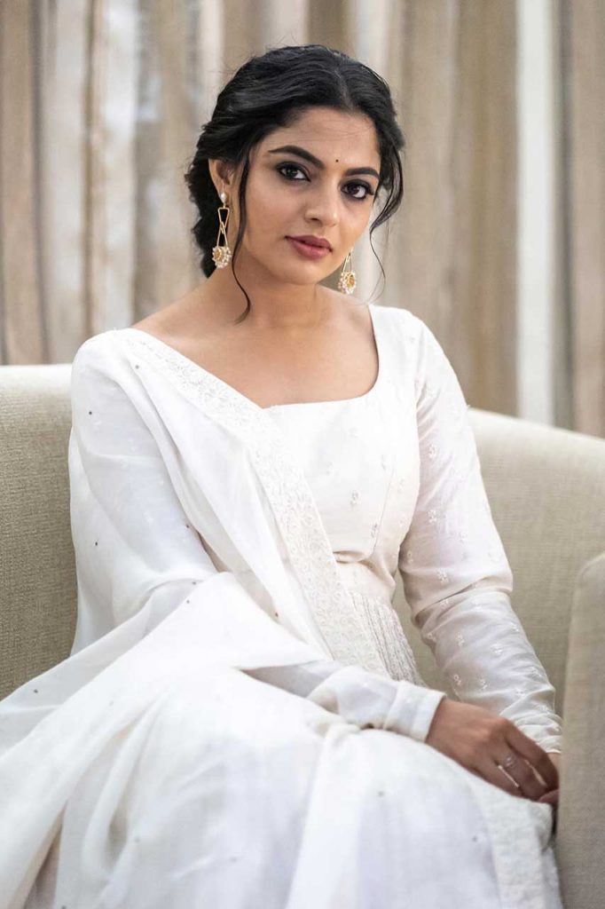 Nikhila Vimal – Photo Gallery - Suryan FM