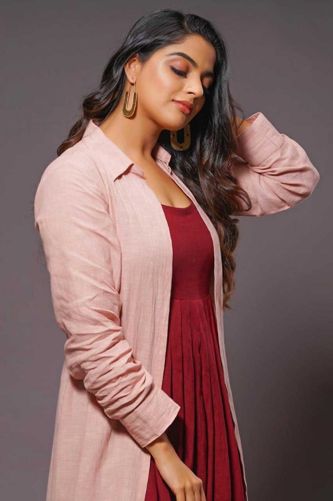 Nikhila Vimal – Photo Gallery - Suryan FM