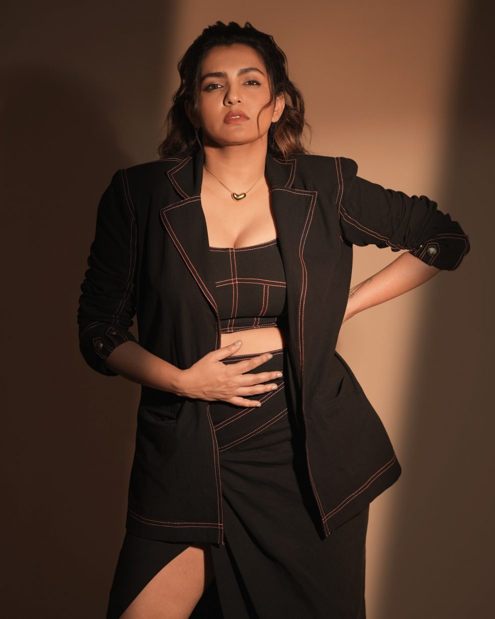 Parvathy Stuns in New Photoshoot: A Look at the Indian Actress’s Beauty ...