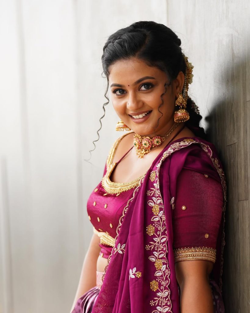 Gomathi Priya Wows Fans with Her Stunning Latest Photos - Suryan FM