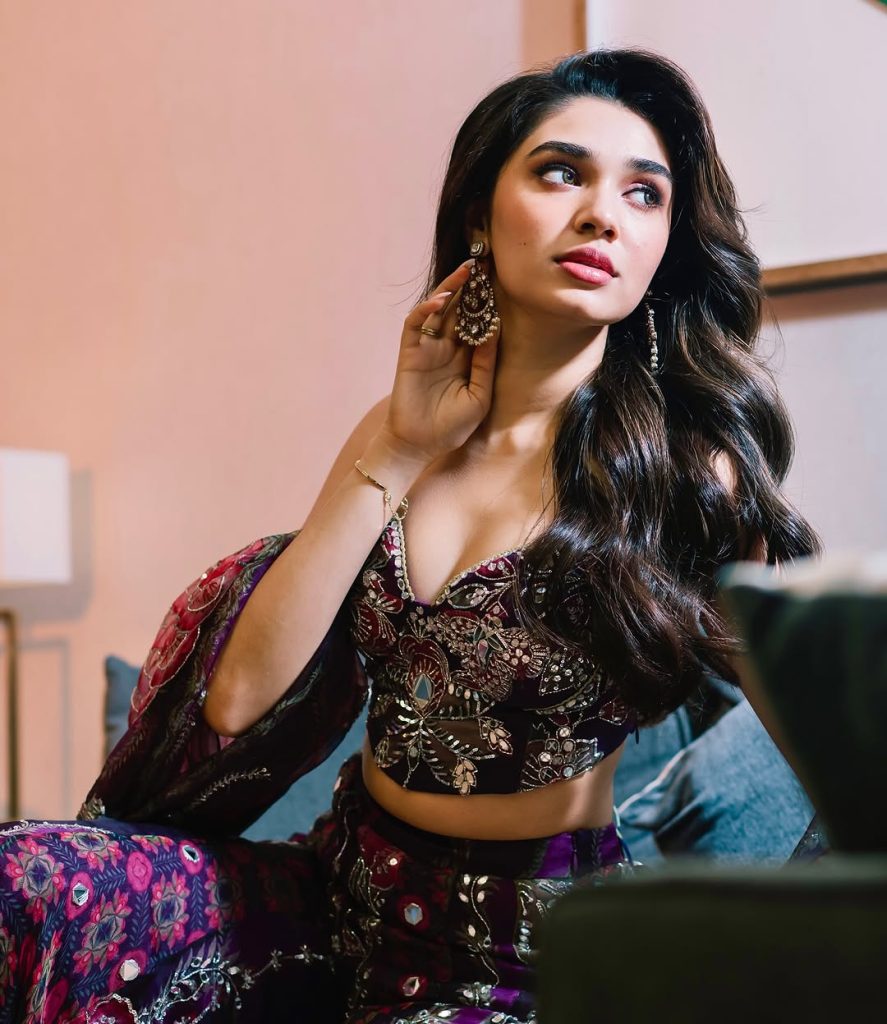 Krithi Shetty (6) - Suryan FM