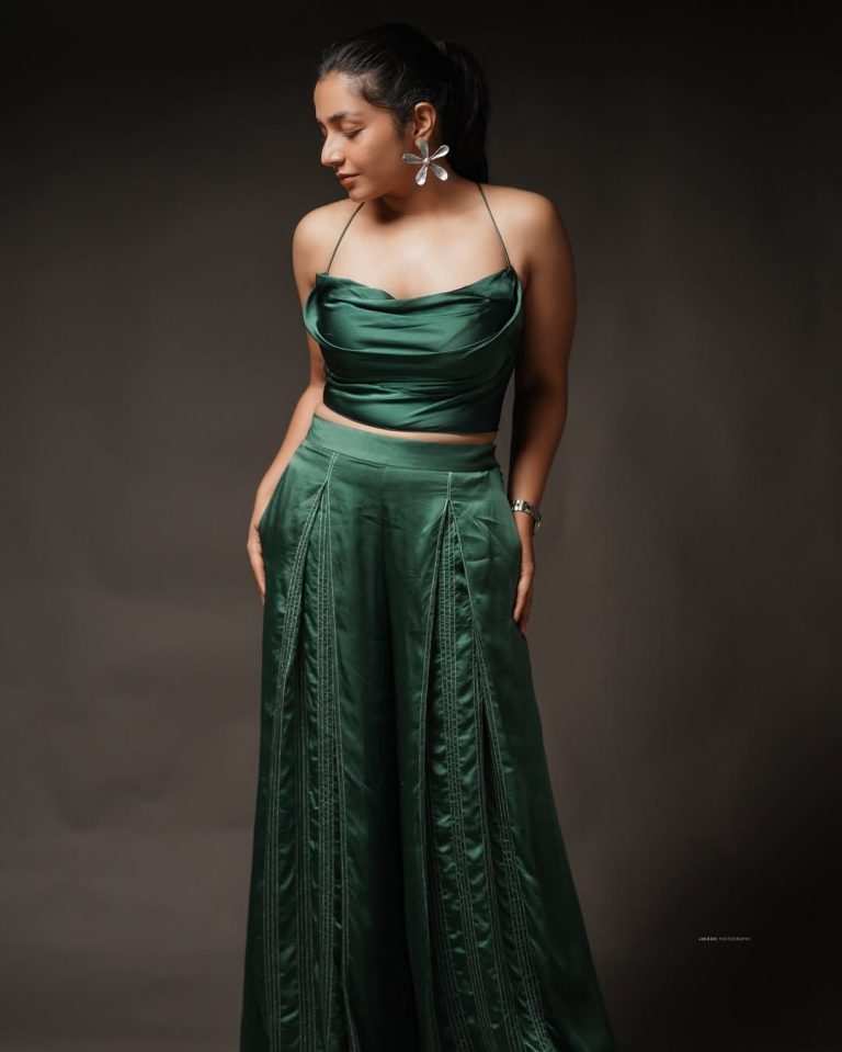 Rajisha Vijayan Stuns Fans with Her Stunning New Look – Viral Photos ...