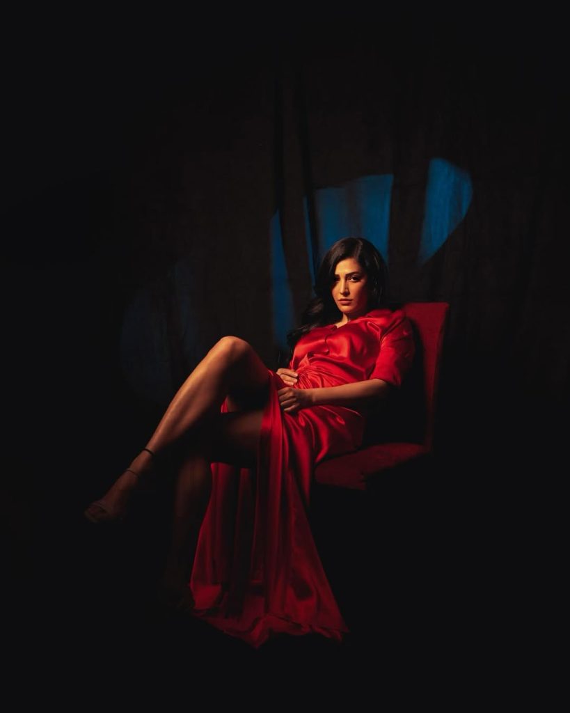 Shruti Haasan Trends Again with Her Latest Stunning Photos – Thug Life ...