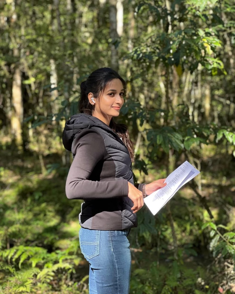 Srinidhi Shetty Surprises Fans with Stunning New Photos – Viral Stills ...